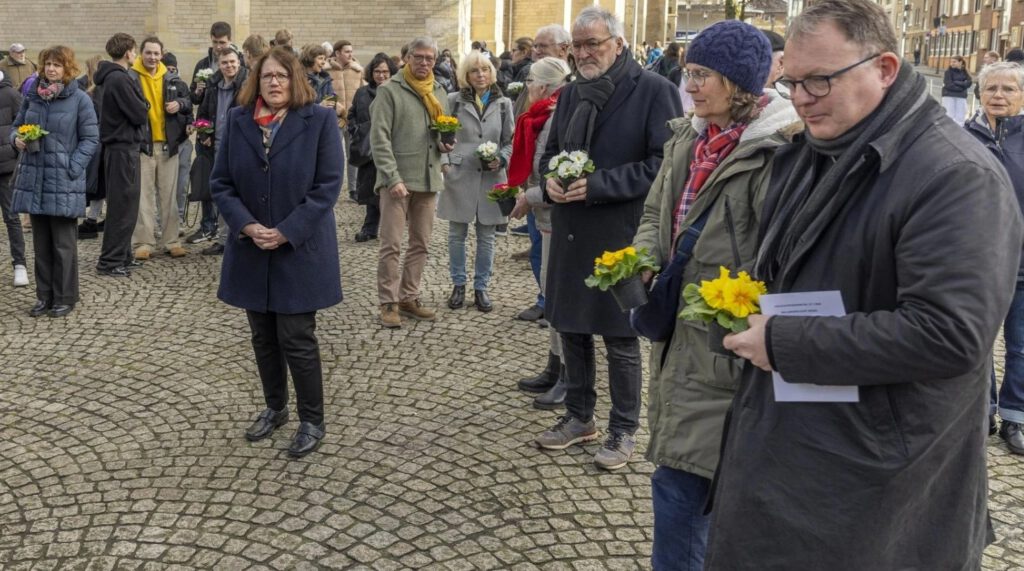 NRZ: Wesel: Holocaust Gedenken im Willibrordi-Dom in Bildern – Konrad-Duden-Gymnasium Wesel